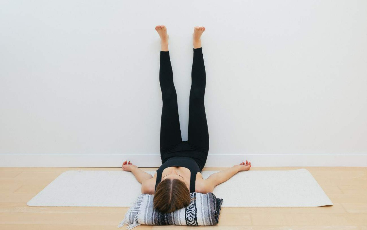 5 Yoga Exercises to Help Period Cramps