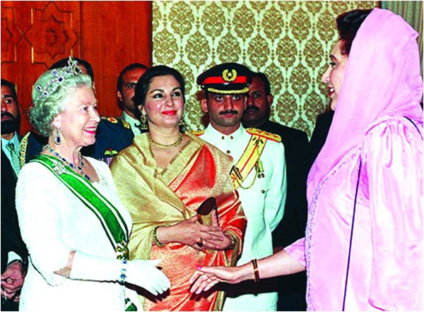 Remembering Iconic Moments from Queen Elizabeth's Visit to Pakistan in ...